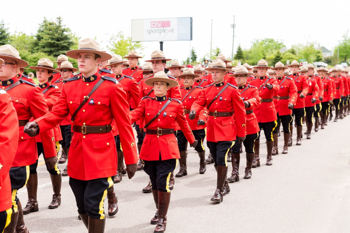 Thank you, RCMP | Moncton Photographer | Photos by Heidi-Lyn